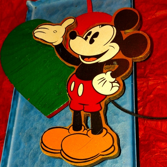 Disney | Holiday | 6s Vintage Walt Disney Handmade Handcrafted Mickey ...